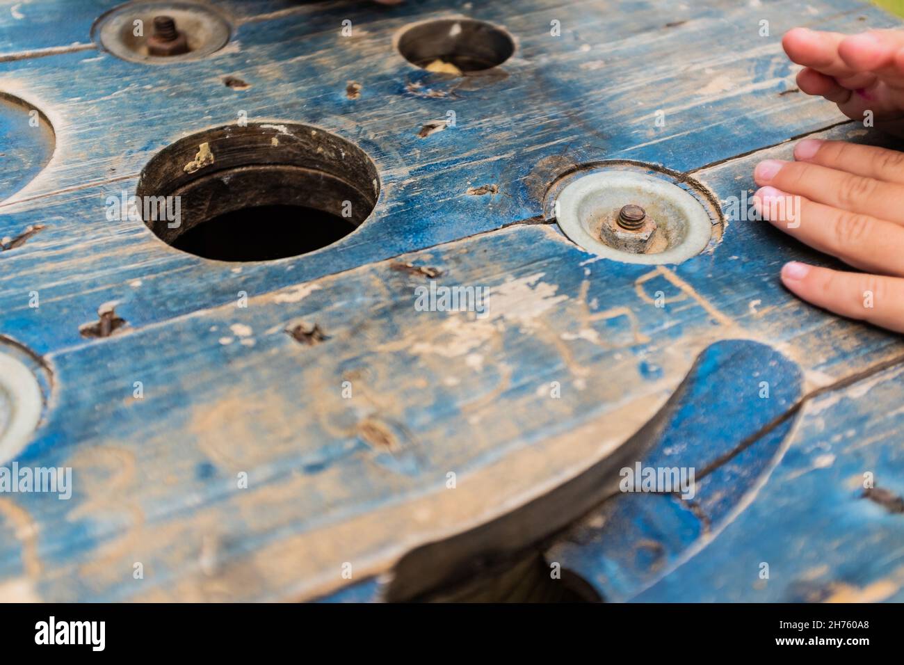 Many hands circle hi-res stock photography and images - Alamy