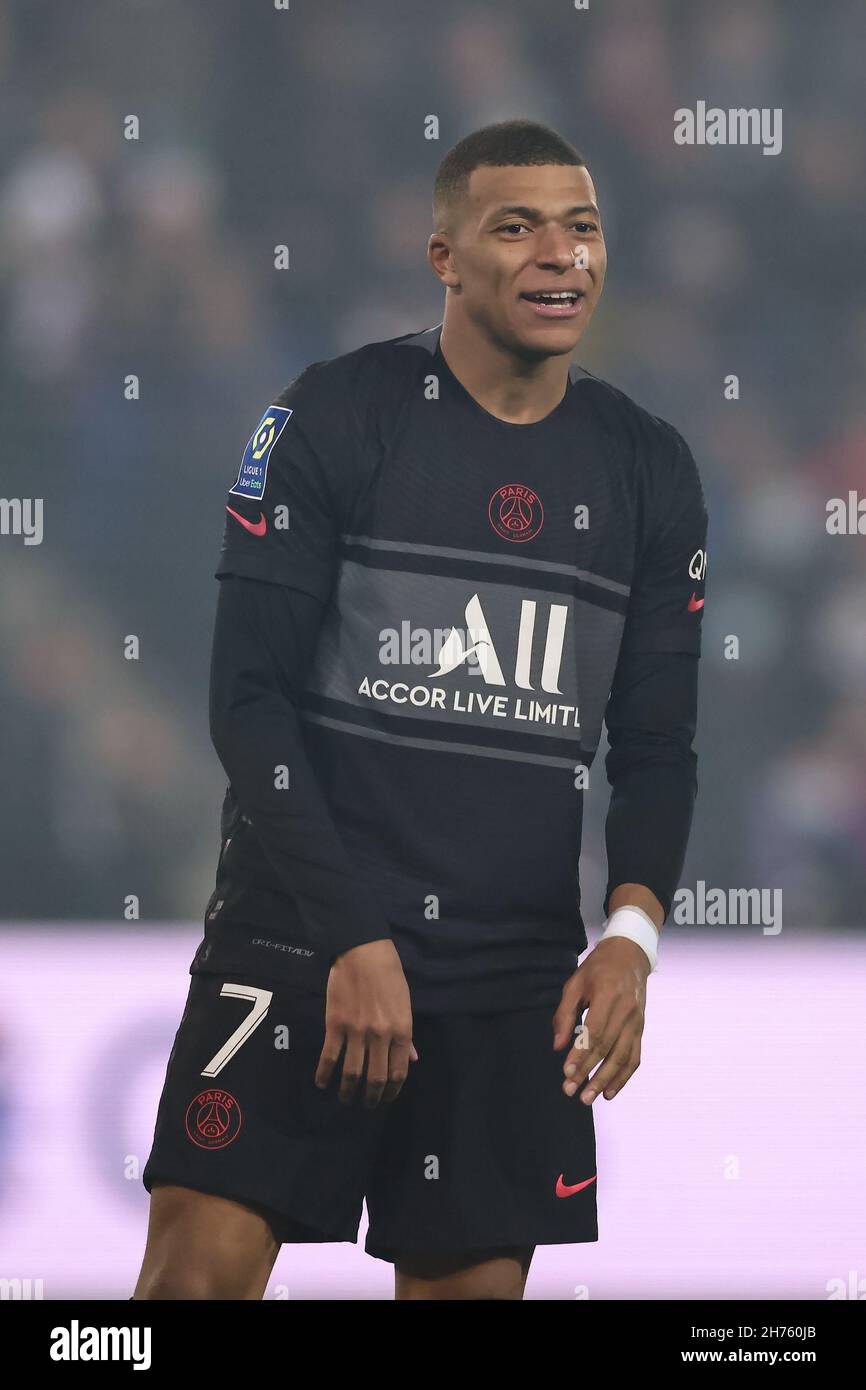 Paris, France, 20th November 2021. Kylian Mbappe of PSG reacts during ...