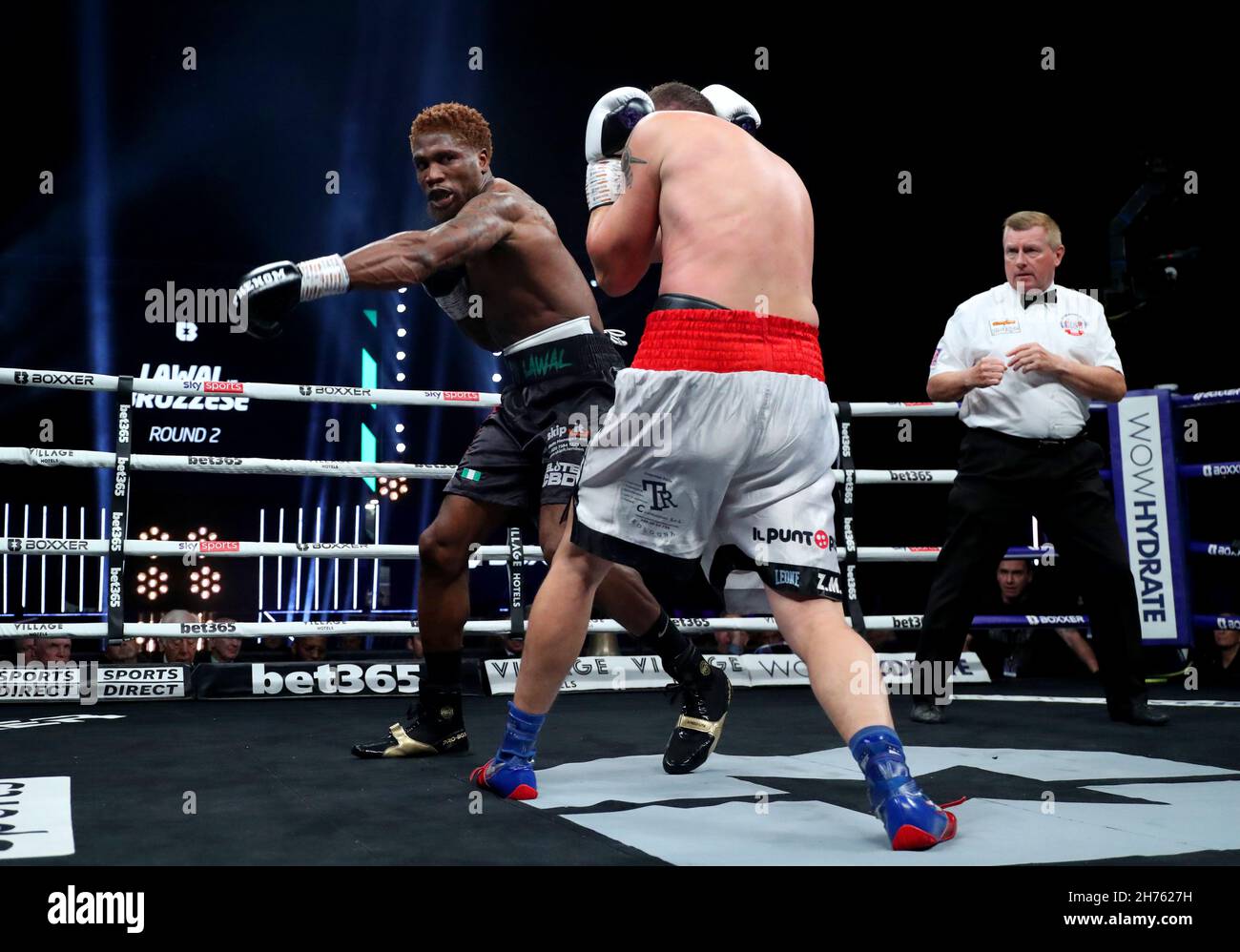 Mikael Lawal (left) in action against Leonardo Damian Bruzzese in the ...