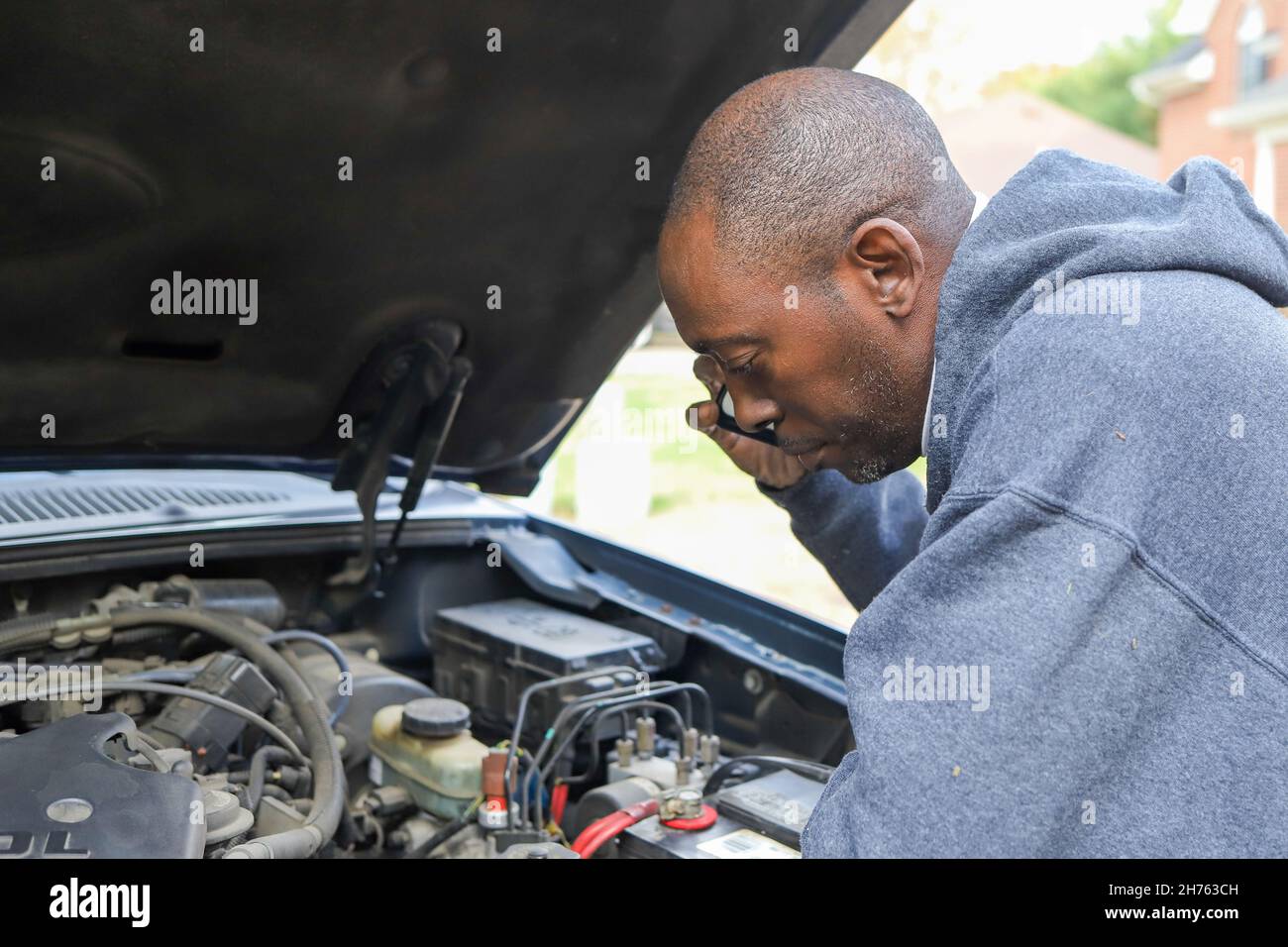 African American Mechanic High Resolution Stock Photography and Images ...