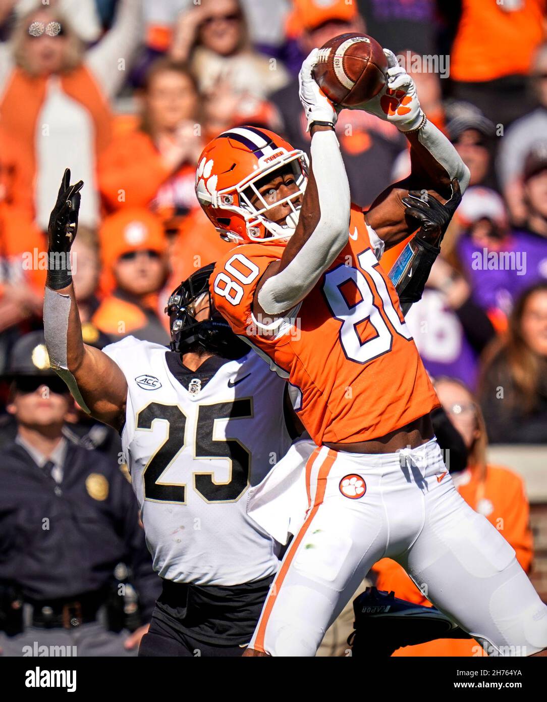 November 20, 2021: Clemson Tigers wide receiver Beaux Collins (80 ...