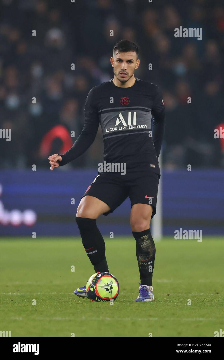 Paredes psg hi-res stock photography and images - Alamy