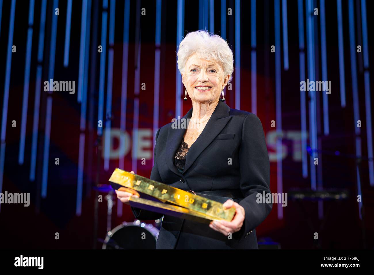 Hanover, Germany. 20th Nov, 2021. Actress Nicole Heesters stands on the ...