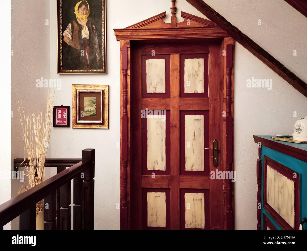 Post Door Door Frame