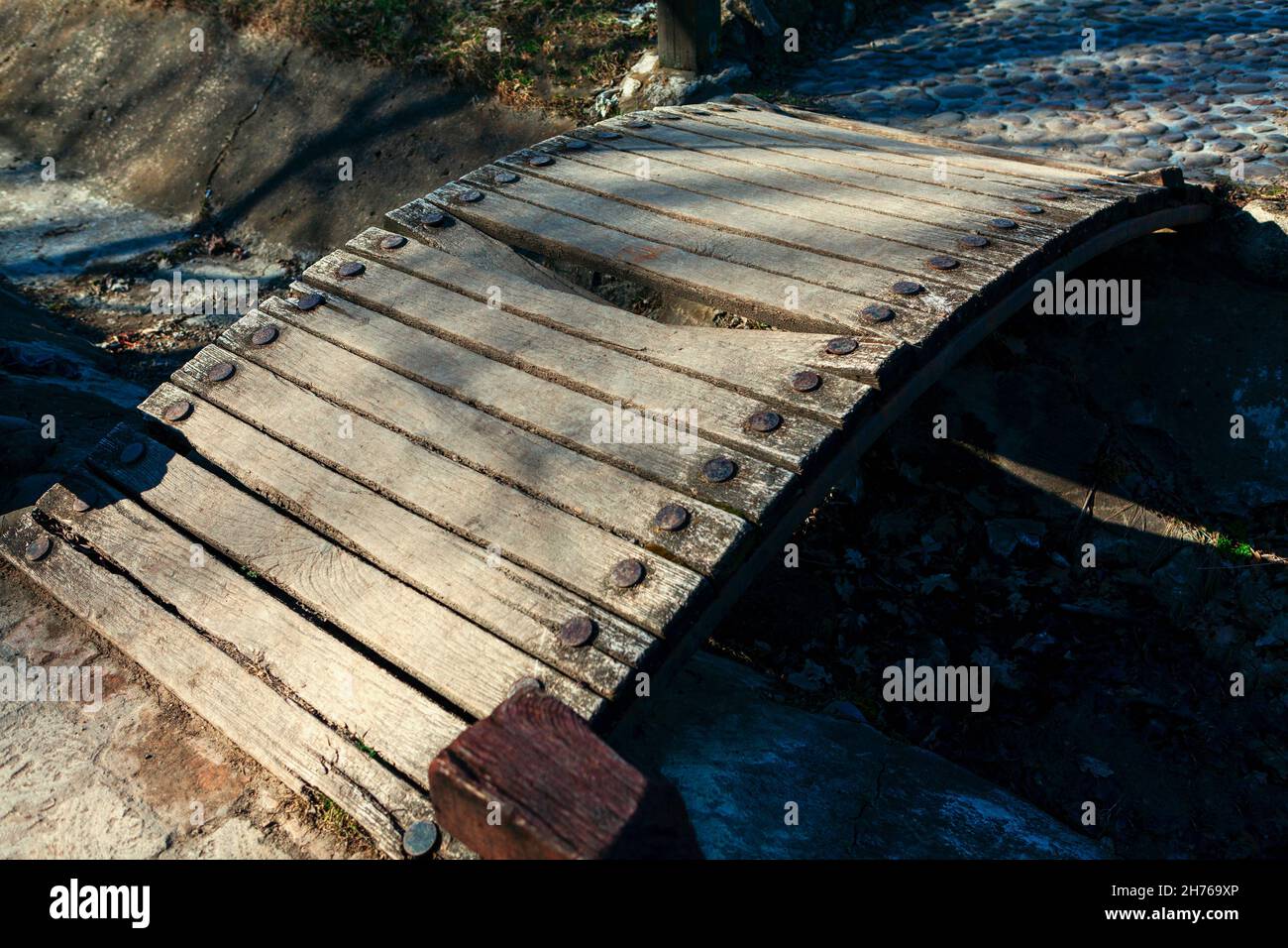 Footbridge nowhere hi-res stock photography and images - Alamy
