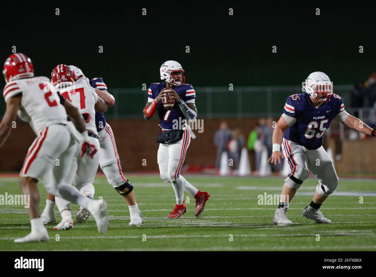 Lynchburg, Virginia, USA. 20th Nov, 2021. Liberty Flames quarterback ...