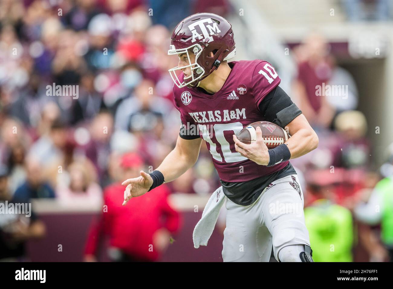 20211120 pv vs atm 15 jpg hi-res stock photography and images - Alamy