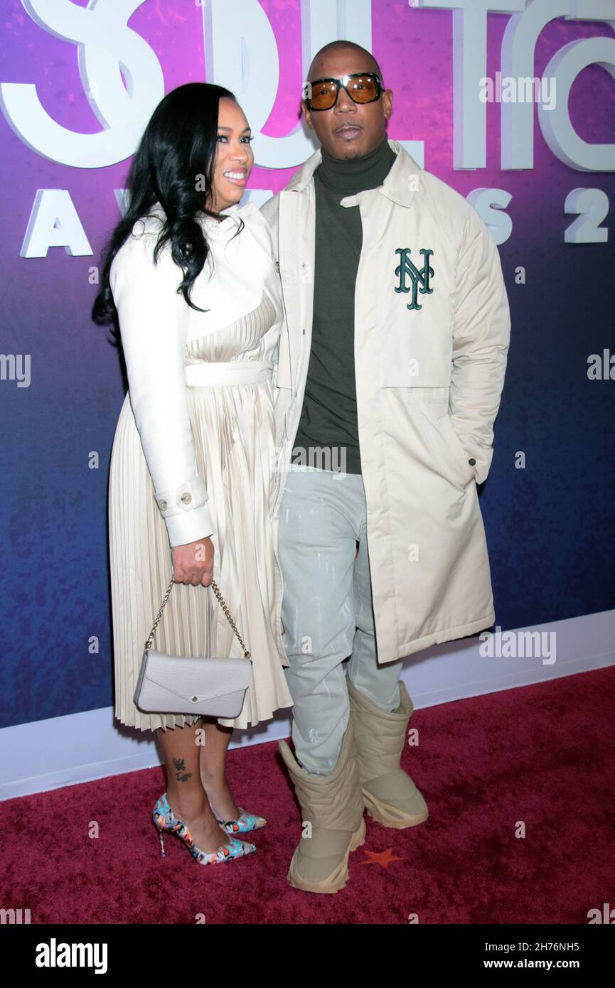 New York, NY, USA. 20th Nov, 2021. Aisha Atkins and Ja Rule at the 2021 ...