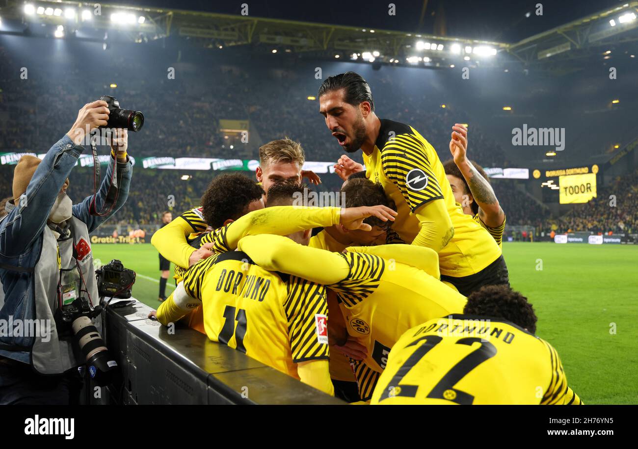 Reus dortmund goal hi-res stock photography and images - Alamy