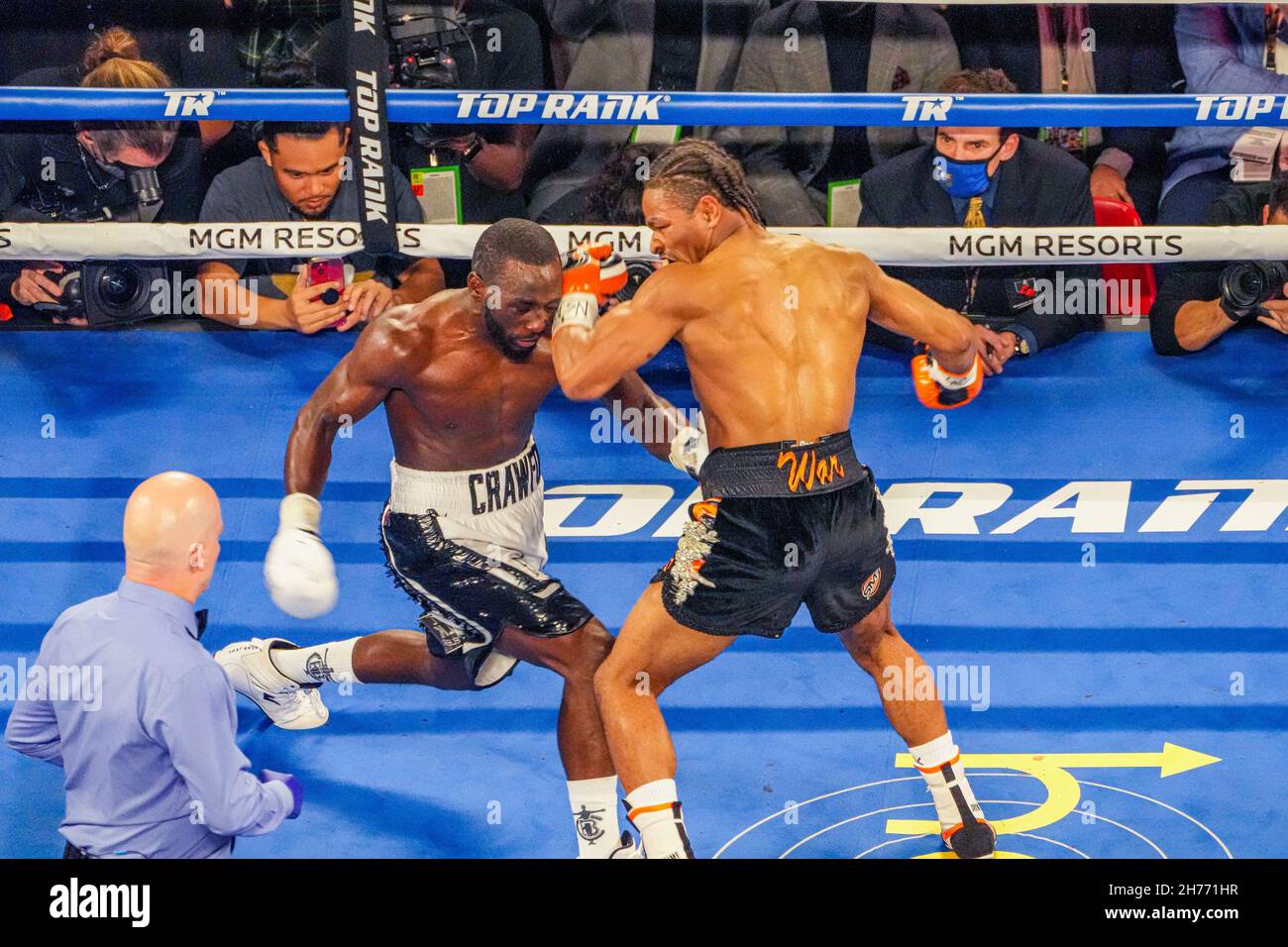 Shawn porter boxing hi-res stock photography and images - Alamy