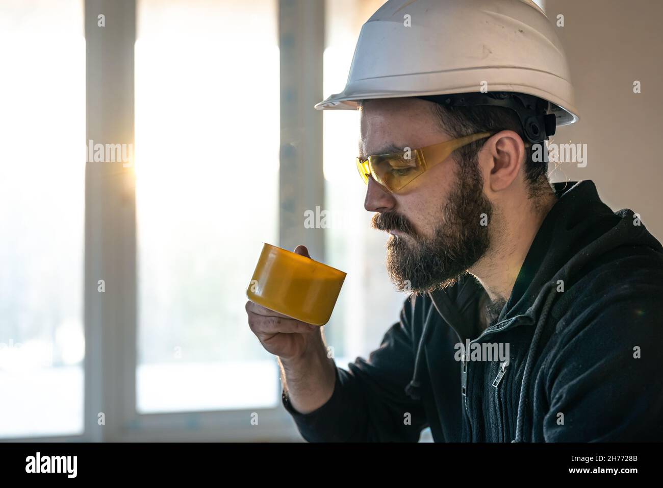 Electrician engineer drink coffee in hi-res stock photography and ...