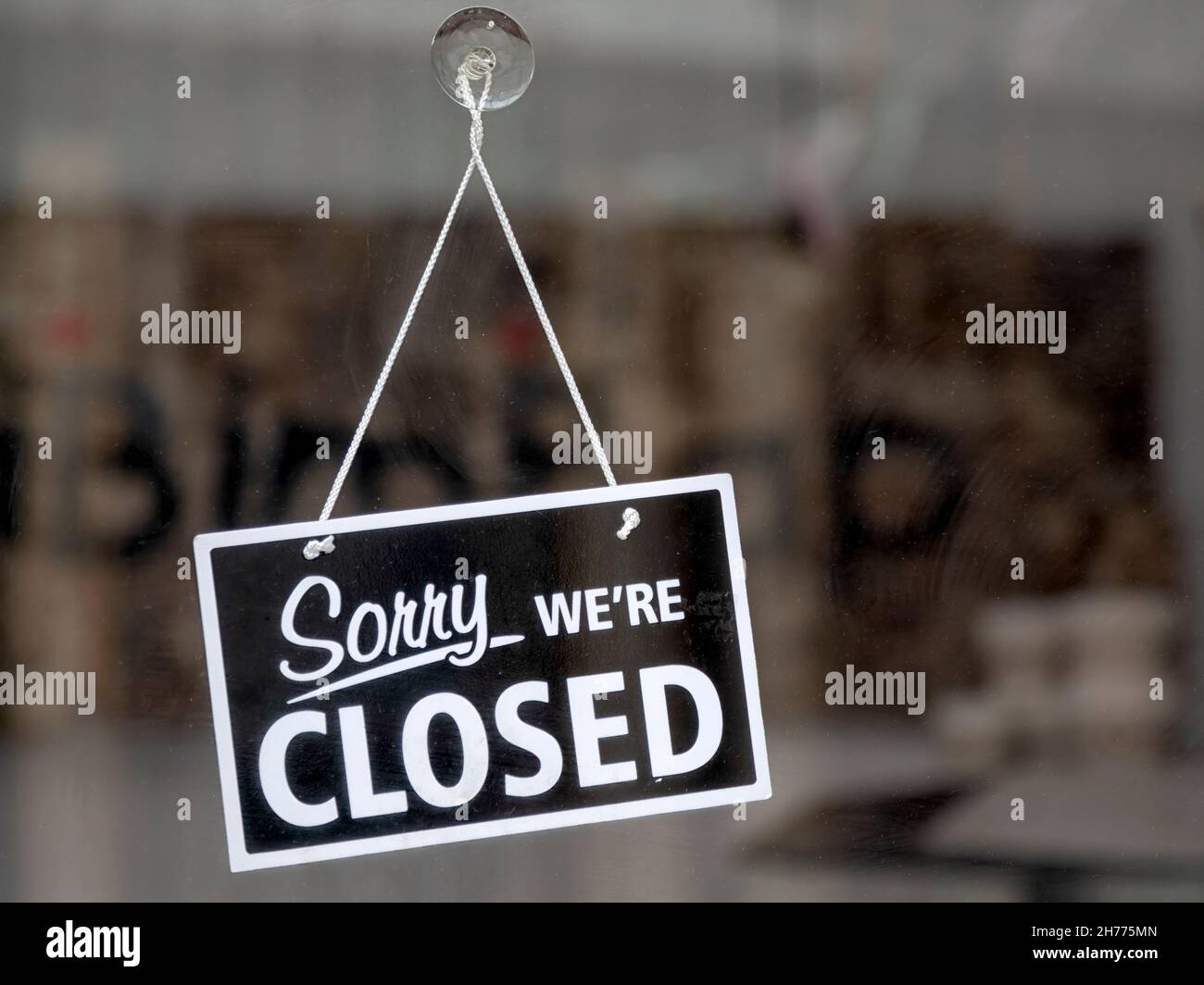 LONDON, UK - JULY 14, 2021: Shop door with closed sign Stock Photo - Alamy