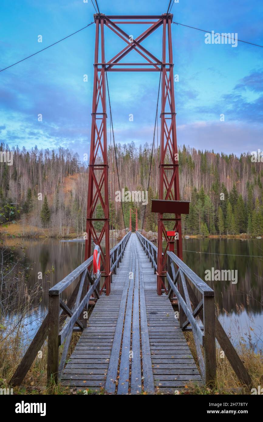 Hang bridge over a river hi-res stock photography and images - Alamy