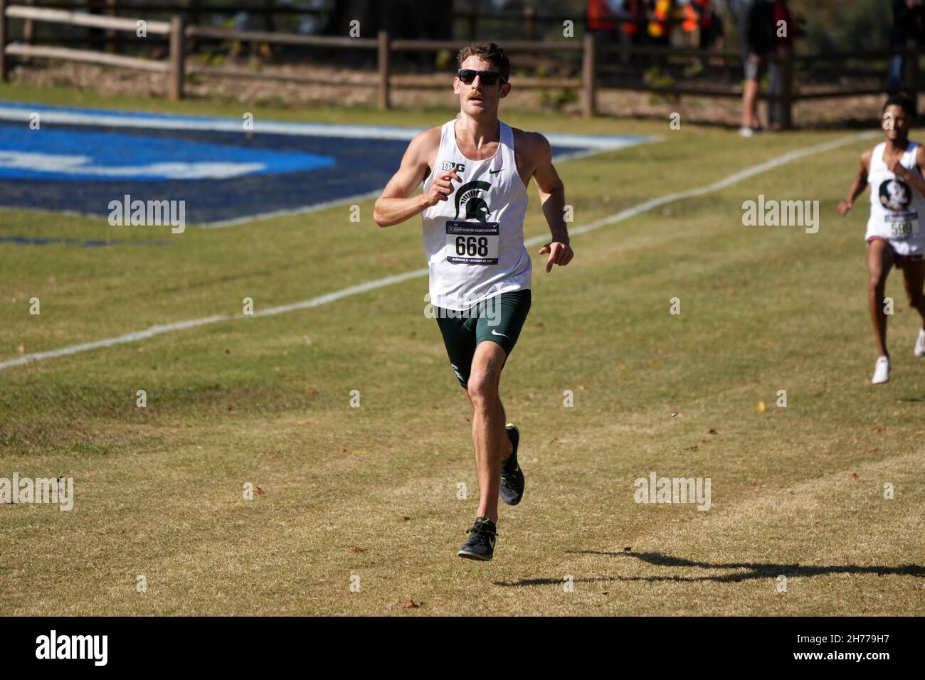 Morgan Beadlescomb of Michigan State runs in the men's race during the ...