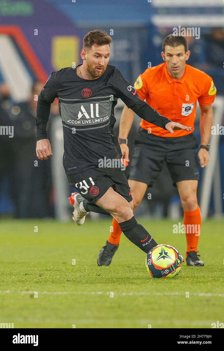 Lionel MESSI of PSG in action during the French championship soccer ...