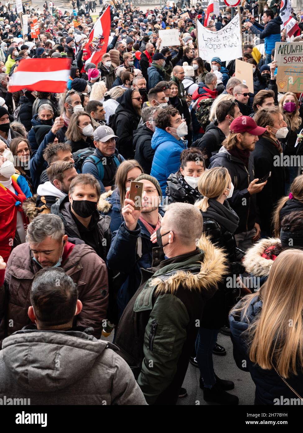 Vienna, Austria - November 20 2021: Anti-Vax Covid-19 Demonstion Crowd ...