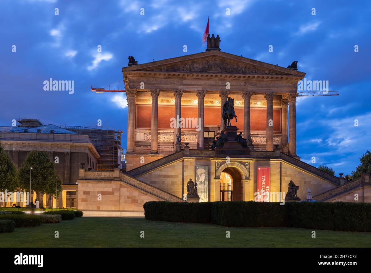 Old national gallery alte nationalgalerie hi-res stock photography and ...