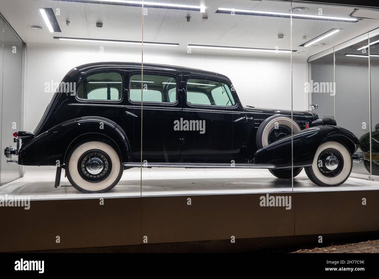 Cadillac 355D Car Series 30 Fleetwood 7 Passengers Limousine of Marshal ...