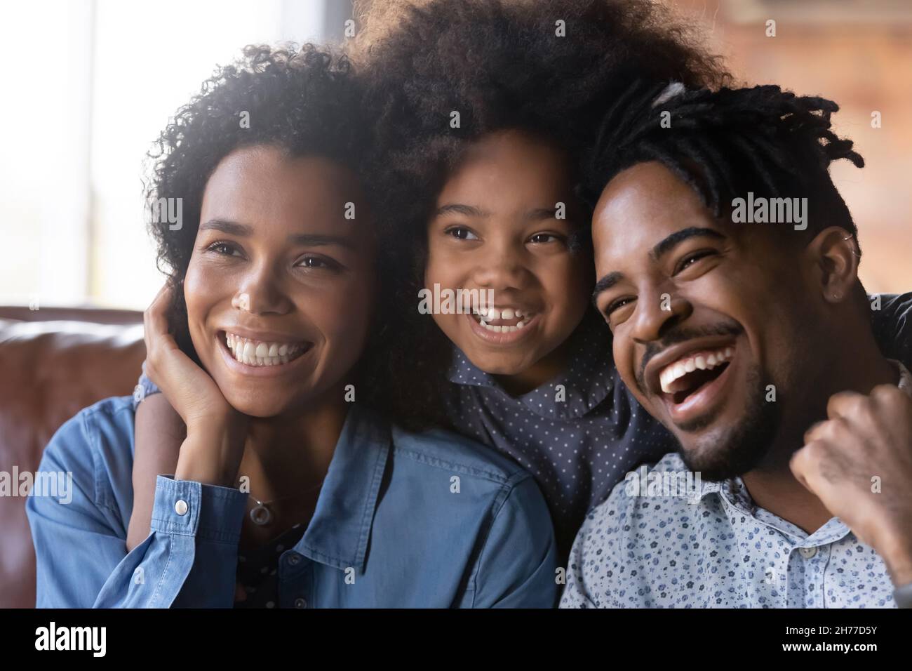 Smart tv family hi-res stock photography and images - Alamy