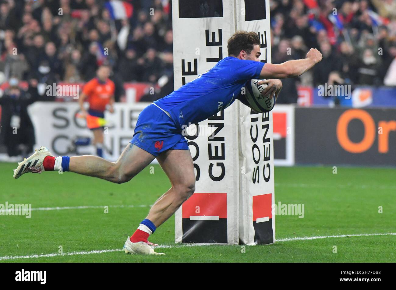 France's Damian Penaud during the Autumn Nations Series match between ...