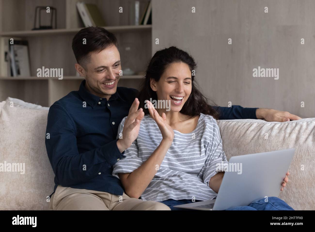 Couple greeting friend hi-res stock photography and images - Alamy