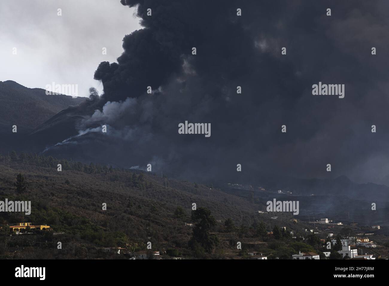 The eruption of the La Palma volcano in Spain Stock Photo - Alamy