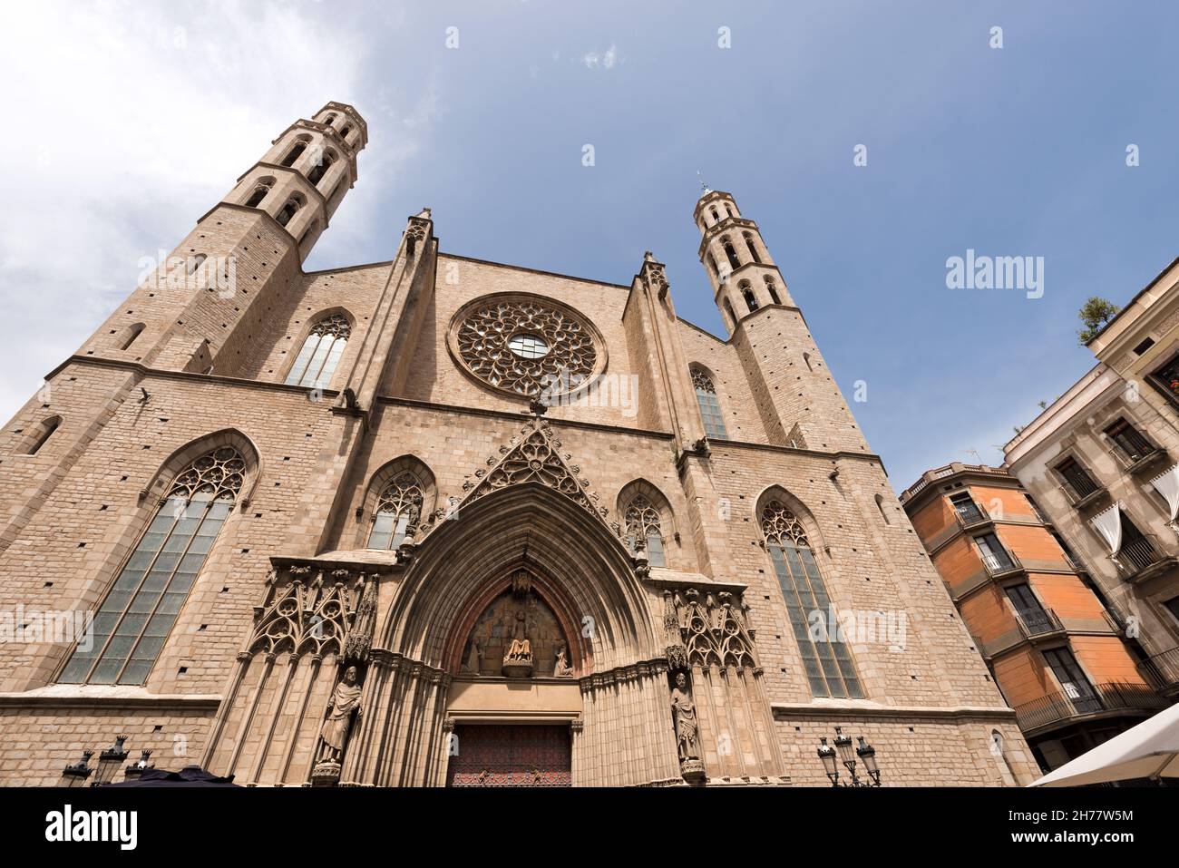Facade of the Basilica of Santa Maria del Mar (1329-1383) in Catalan ...