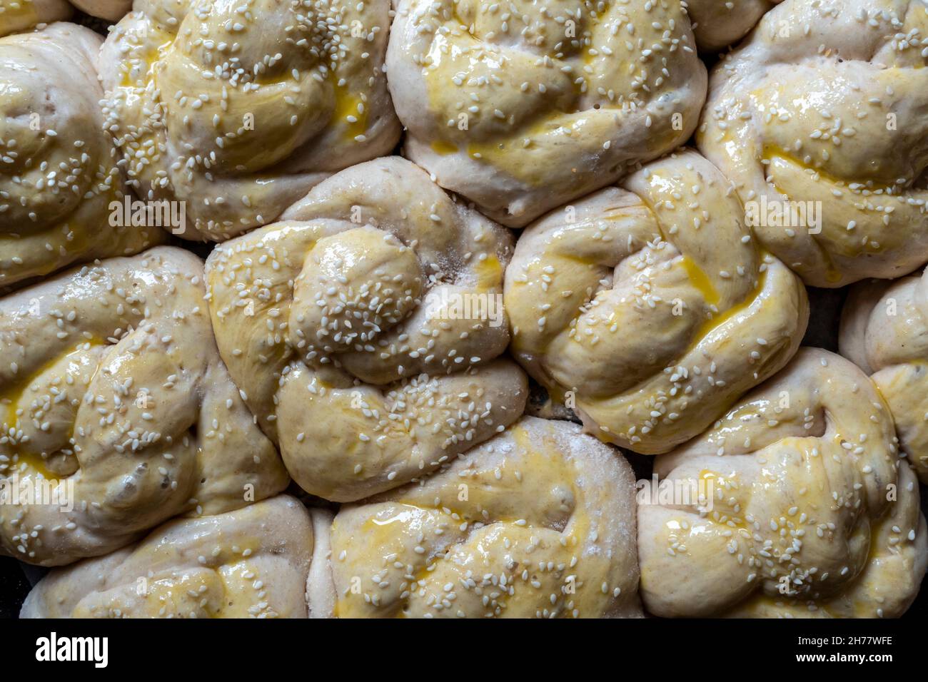 Sesame seed topping hi-res stock photography and images - Alamy