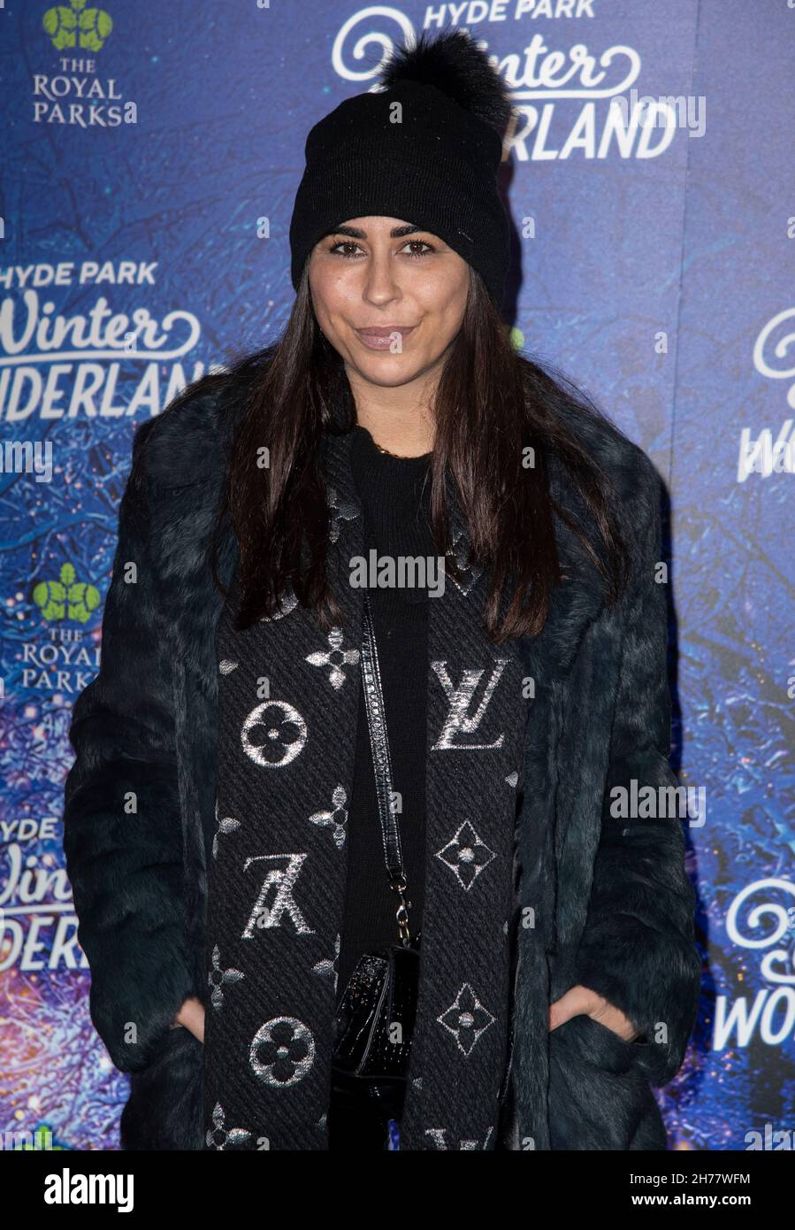 Hyde park winter wonderland 2021 hi-res stock photography and images ...