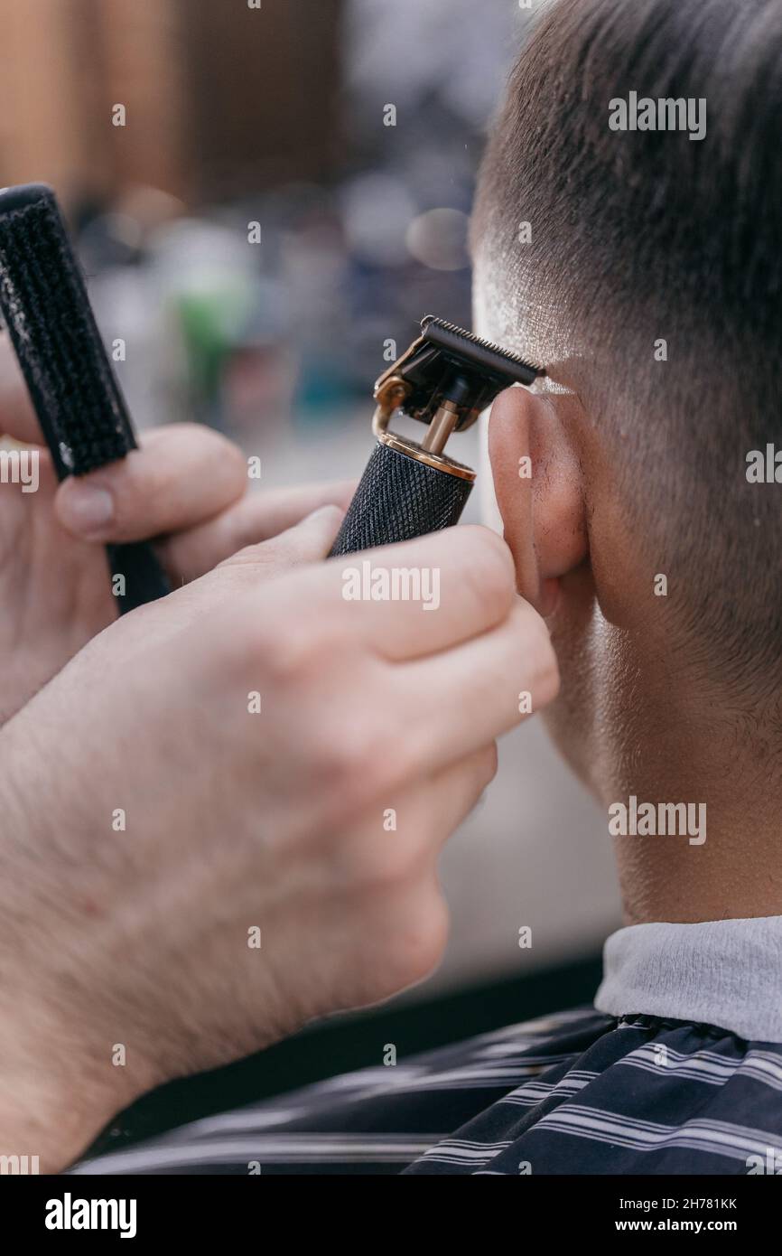 Master clipper hi-res stock photography and images - Alamy