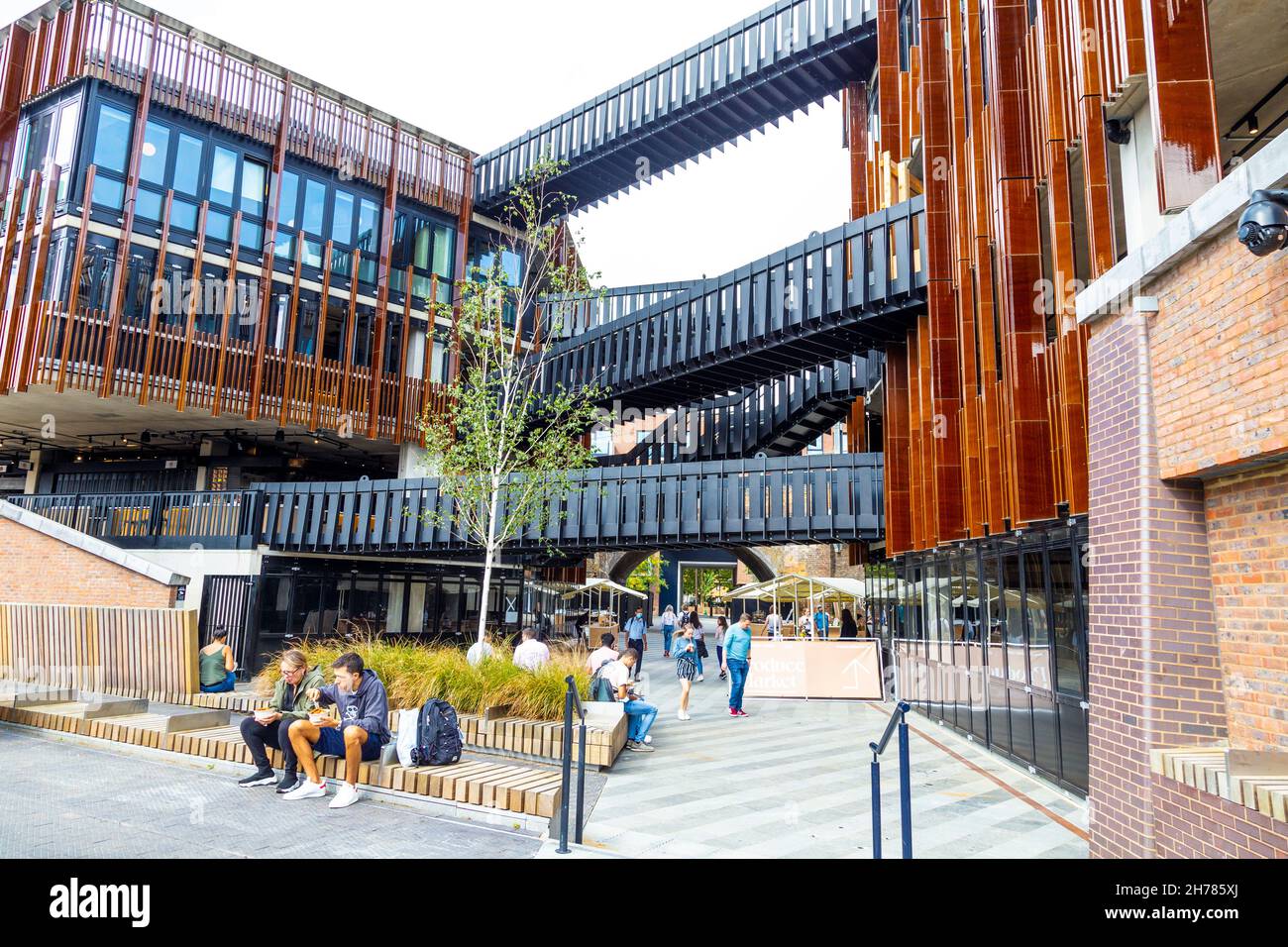 Hawley wharf camden lock hi-res stock photography and images - Alamy