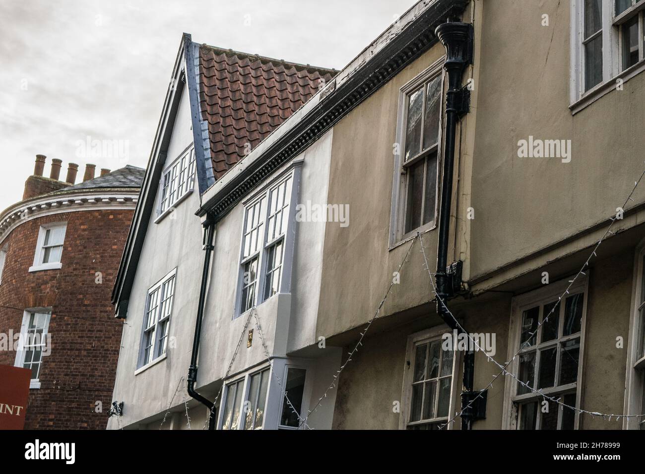 Top of old style British house in York England Stock Photo - Alamy