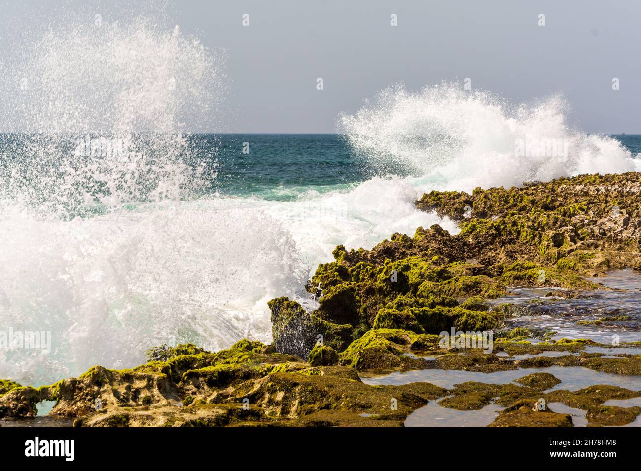 Windy wave hi-res stock photography and images - Alamy