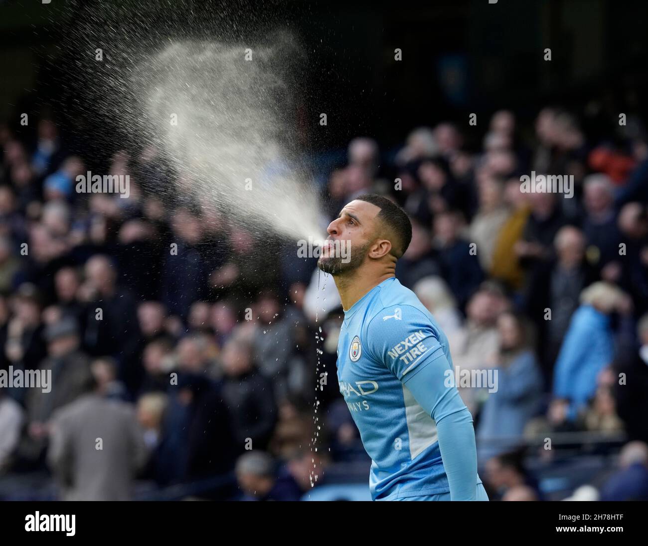Manchester, UK. 21st Nov, 2021. Kyle Walker of Manchester City ...