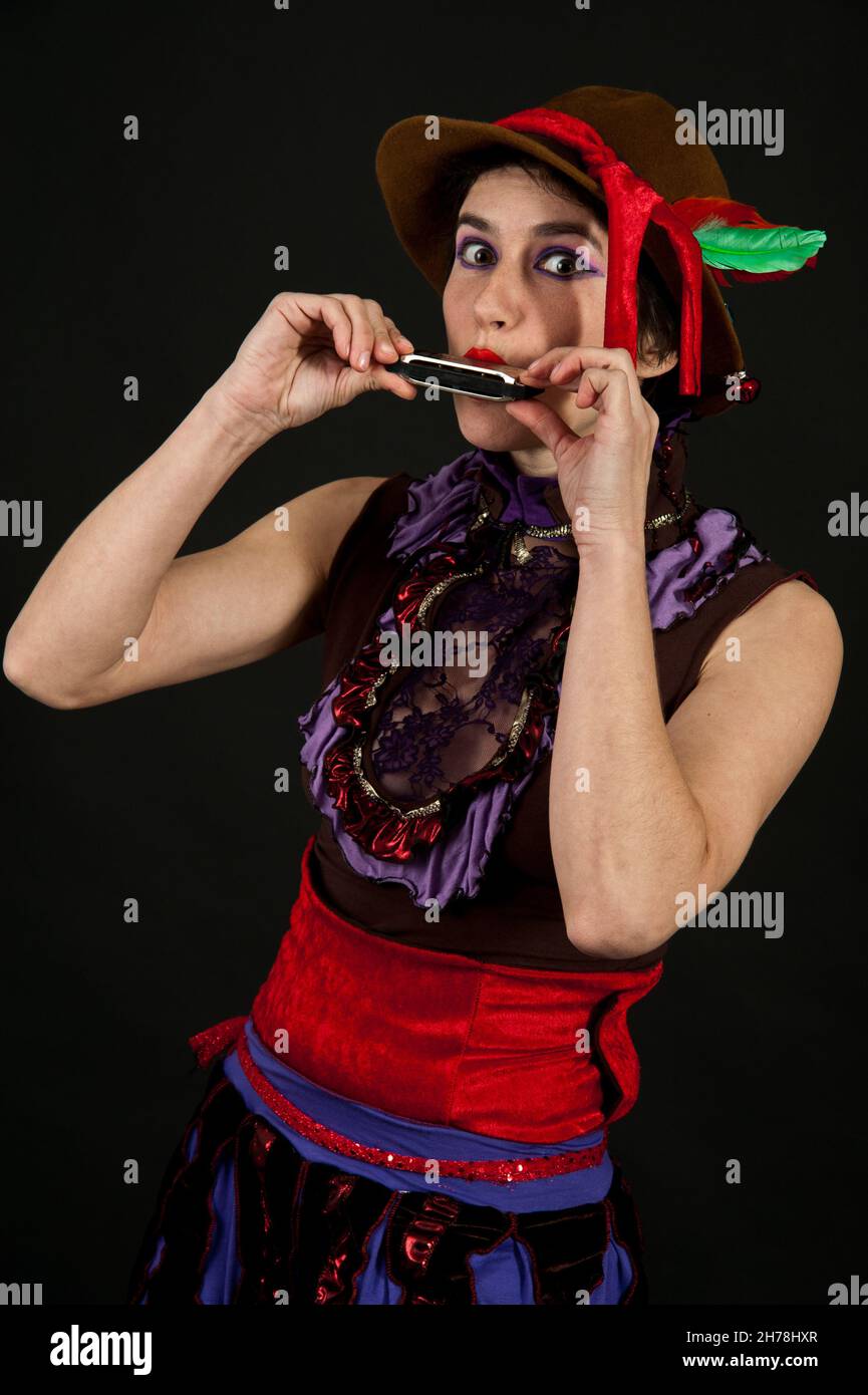 Harmonicas hi-res stock photography and images - Alamy