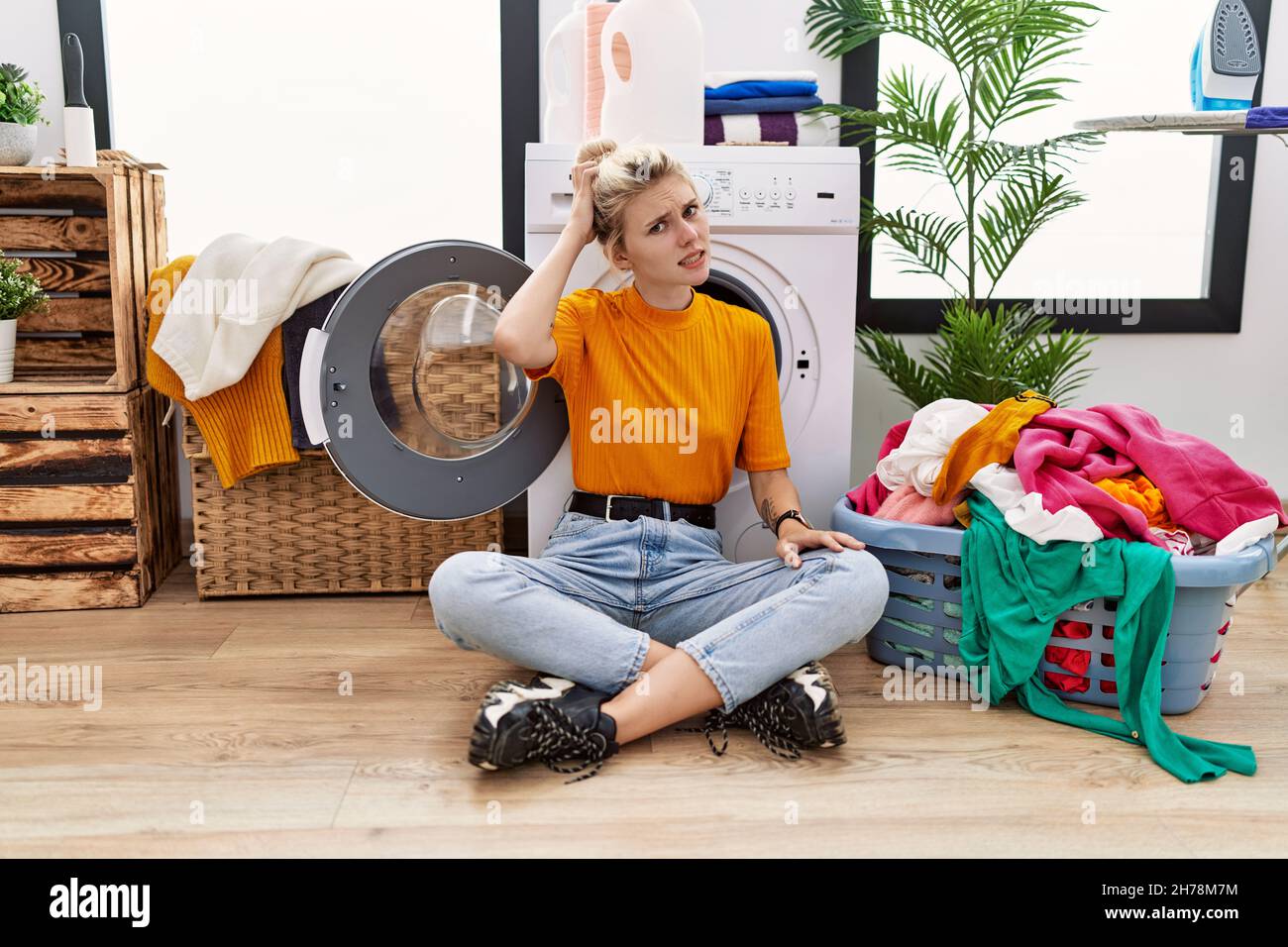 Brain washing machine hi-res stock photography and images - Alamy