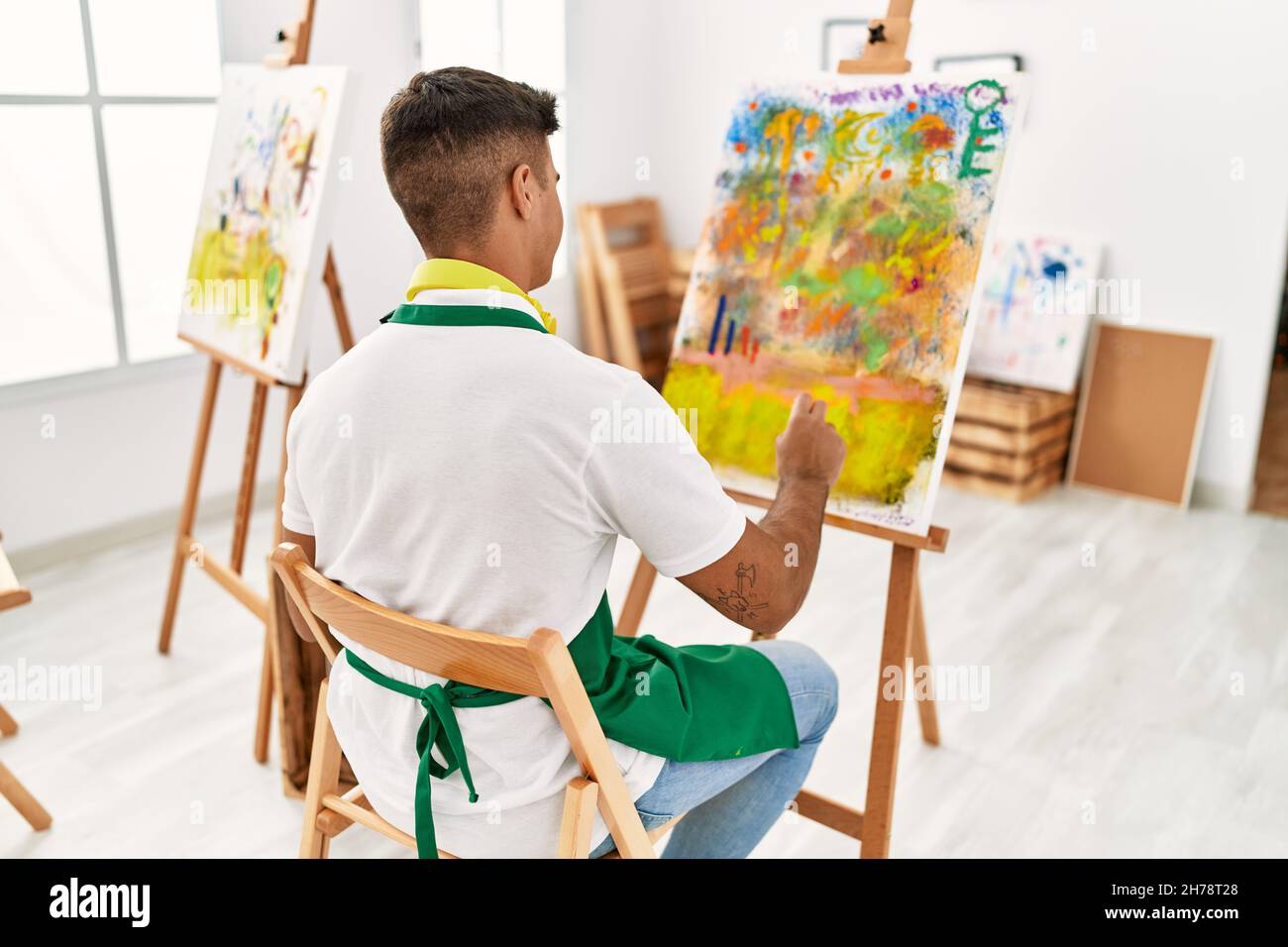 Artist wearing headphones drawing studio hi-res stock photography and ...