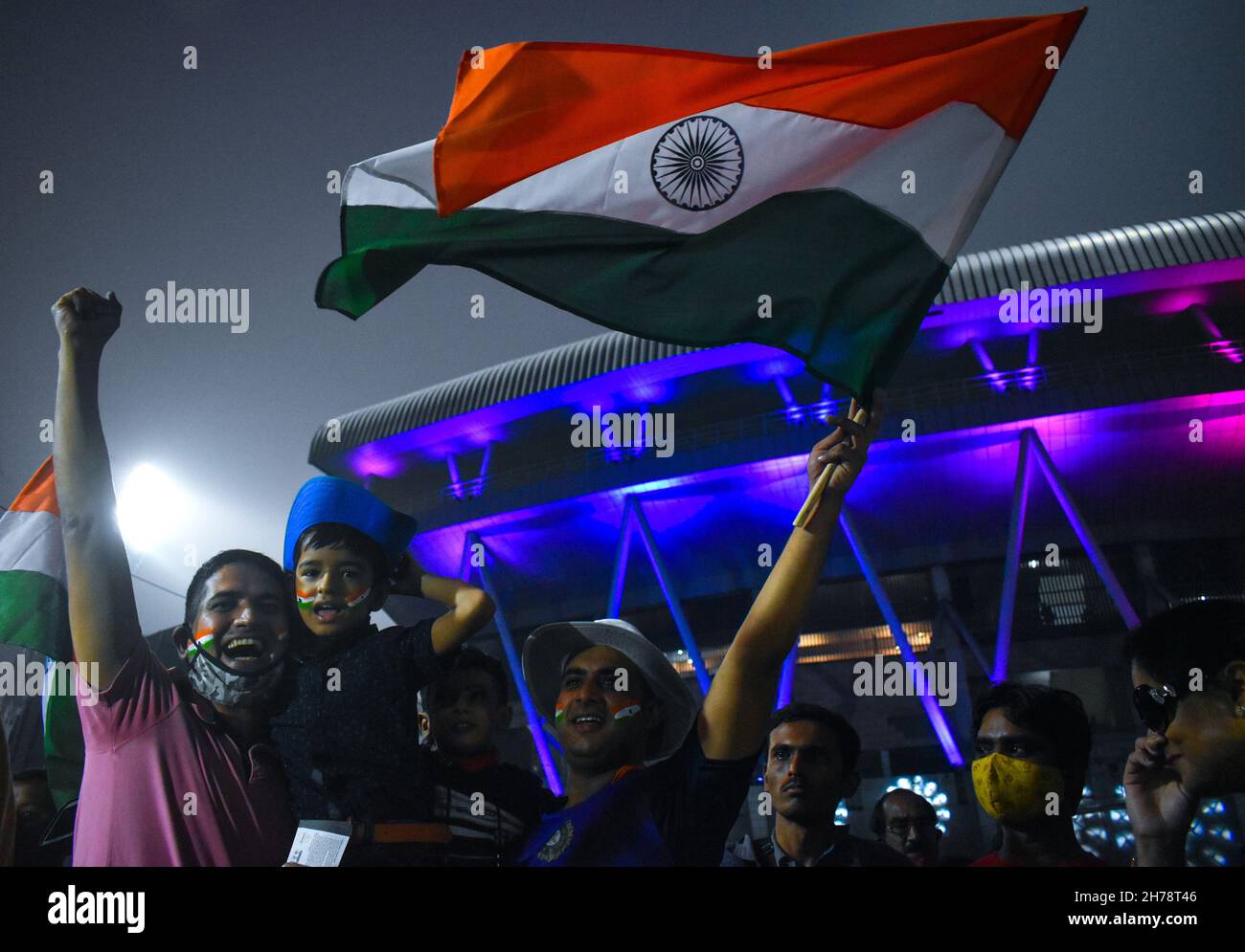 India fans show support for hi-res stock photography and images - Alamy