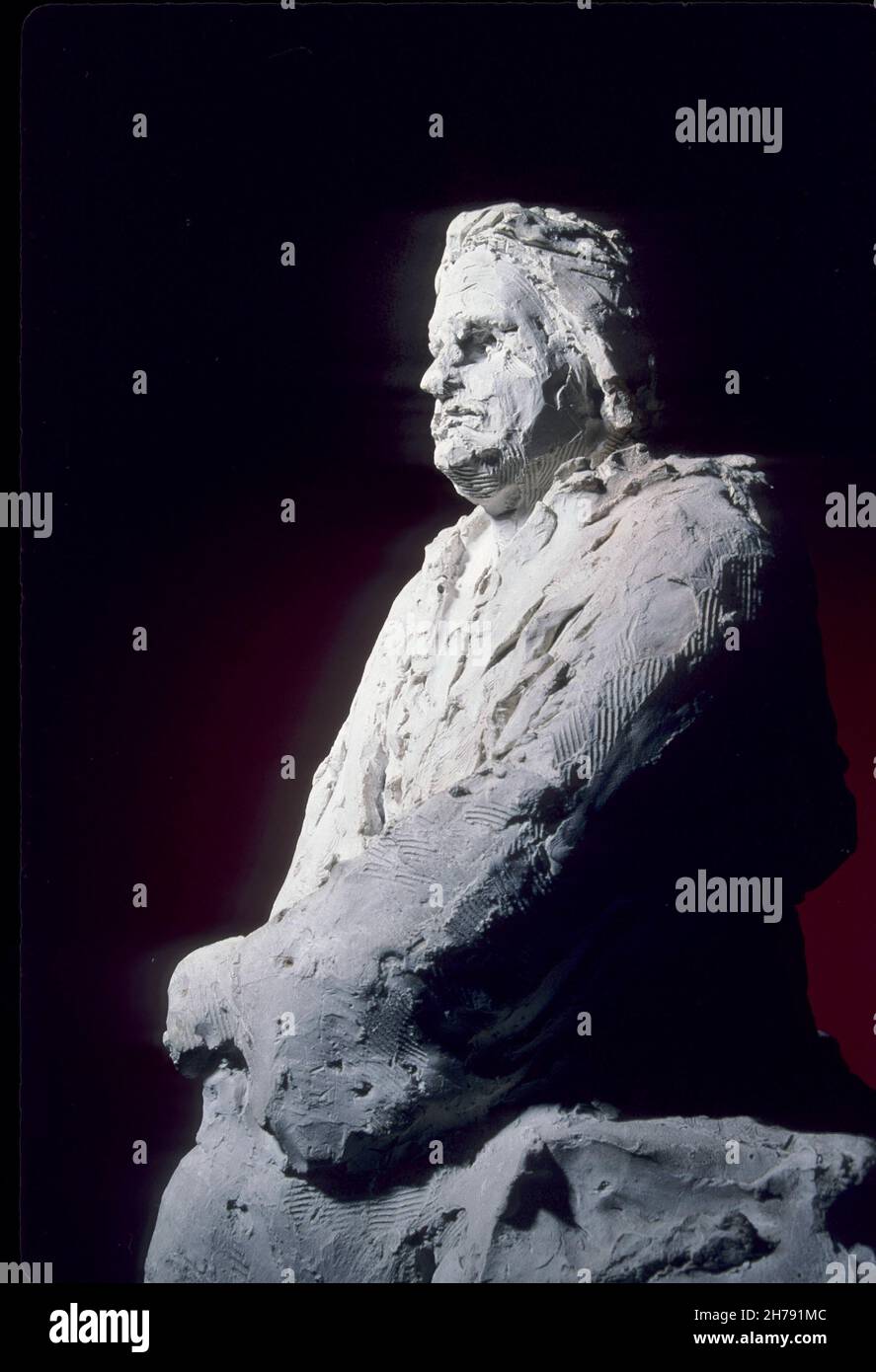 Statue de balzac hi-res stock photography and images - Alamy