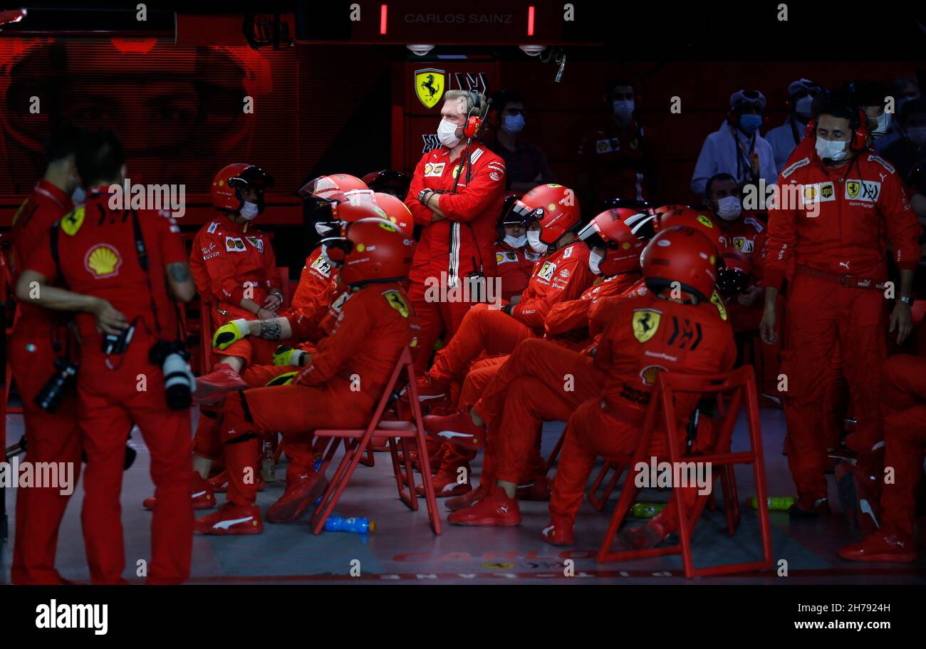 Lusail circuit hi-res stock photography and images - Alamy