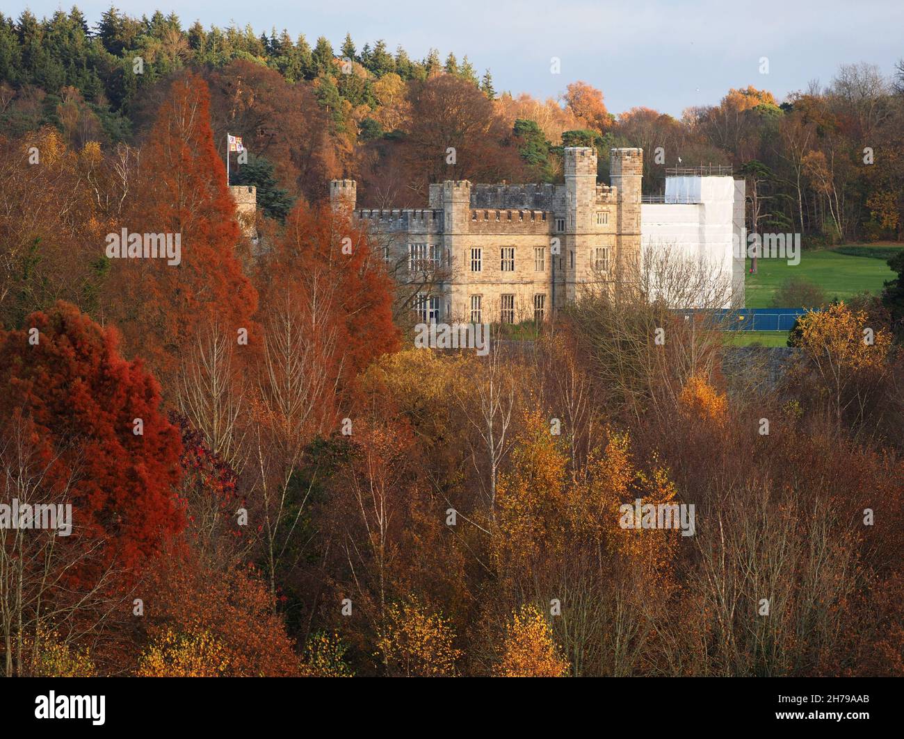 Leeds, Kent, UK. 21st Nov, 2021. UK Weather: stunning autumn colours ...