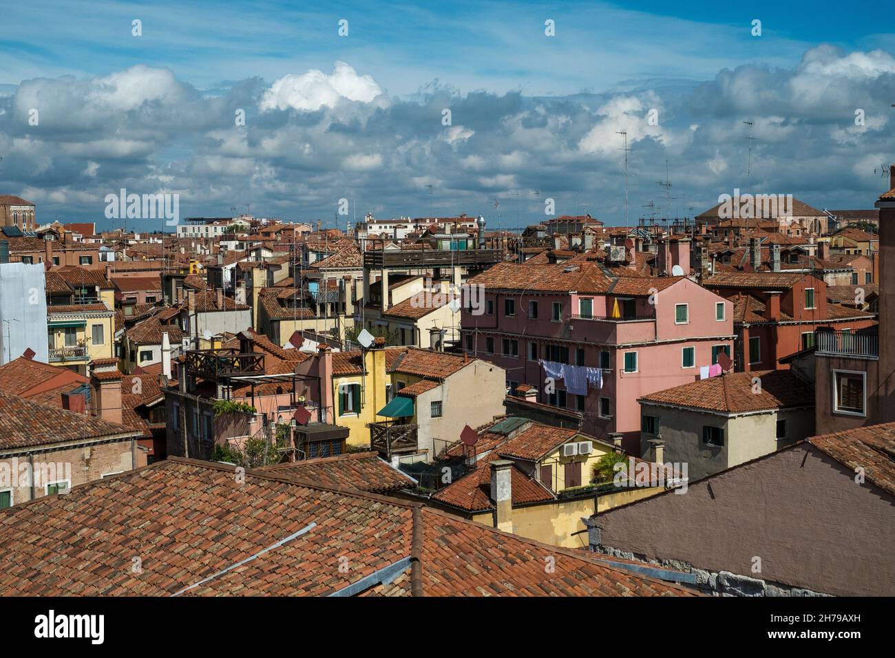 The view across rooftops in San Marco, Venice Stock Photo - Alamy