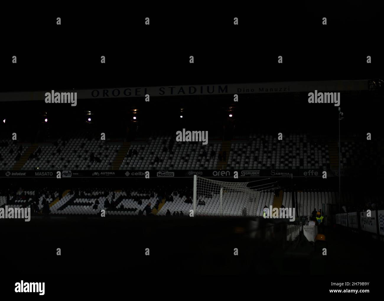 Orogel stadium hi-res stock photography and images - Alamy