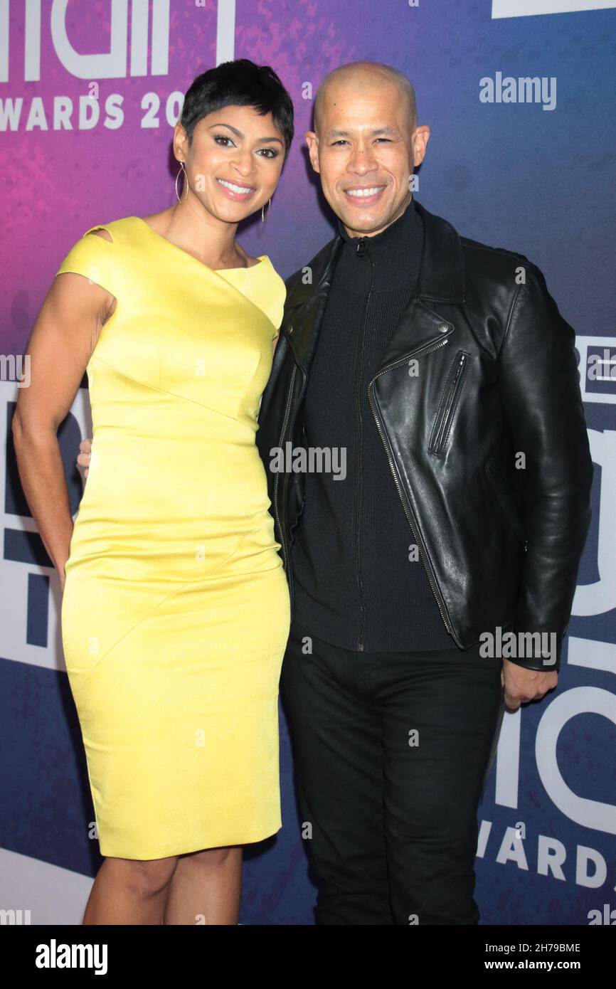 New York, NY, USA. 20th Nov, 2021. Jericka Duncan and Vladimir Duthiers ...