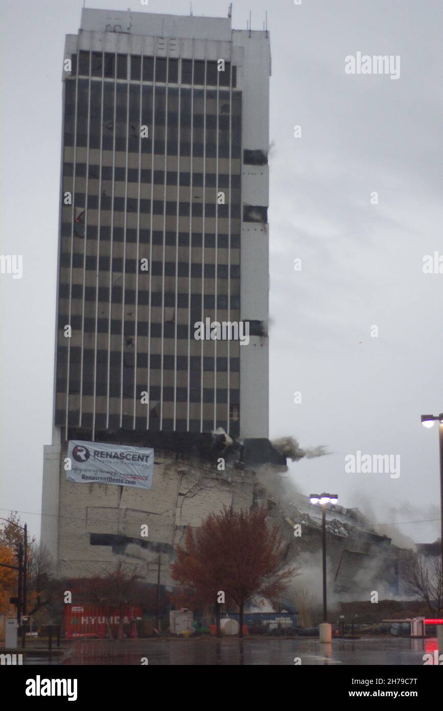 420 main building hi-res stock photography and images - Alamy