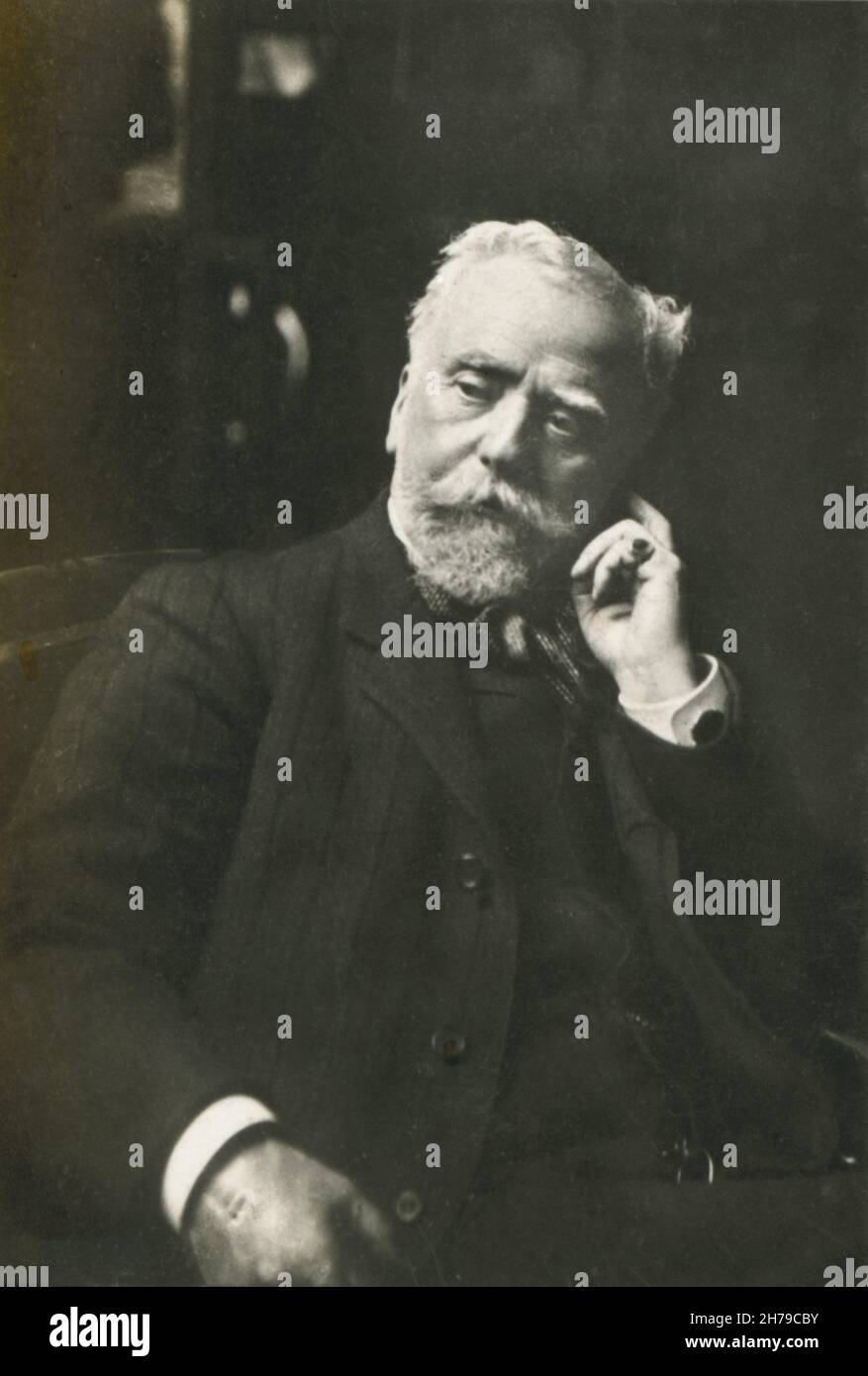 LHERMITTE Benoit Leon Auguste ©Archives-Zephyr/Opale.photo *** Local ...