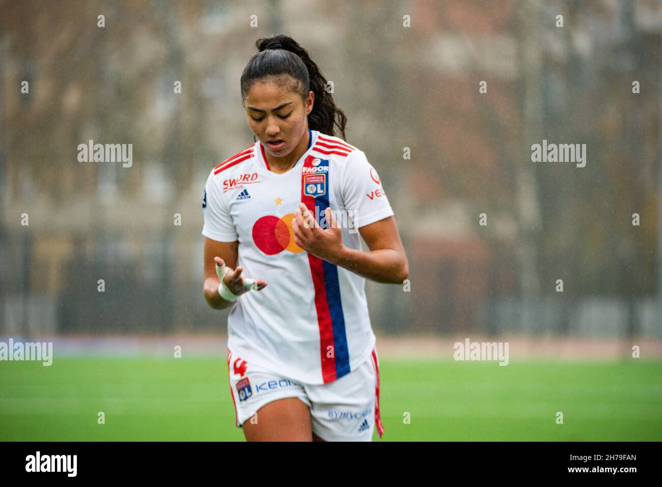 Selma Bacha of Olympique Lyonnais reacts during the Women's French ...