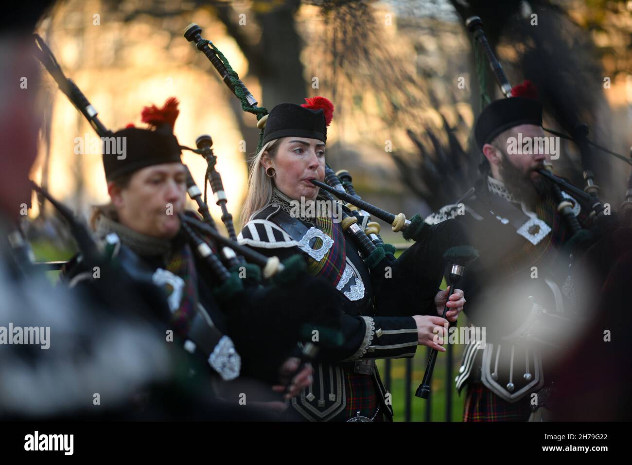 Diwali edinburgh castle hi-res stock photography and images - Alamy