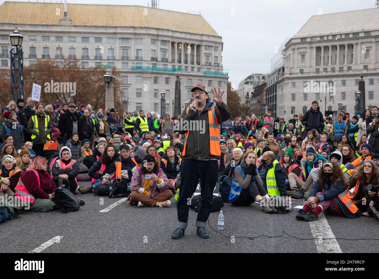 London, UK. 20th November, 2021. Andy Smith, husband of Emma Smart ...