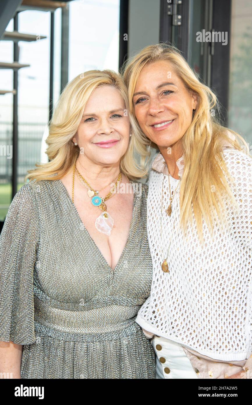 Kimberly Meredith, Debra Mitchell attend Kimberly Meredith Book Launch ...